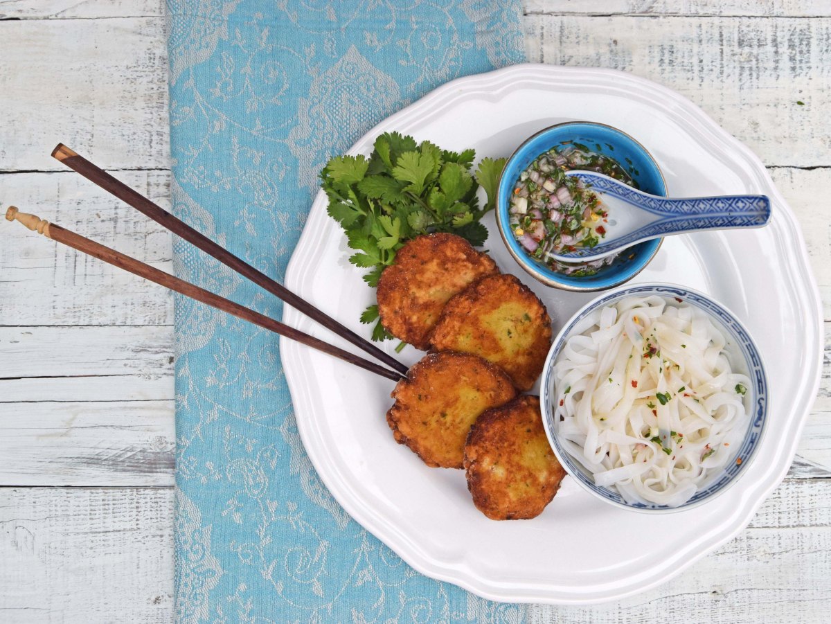 Thai Fish Cakes with noodles – Lulu Lemon & Lace