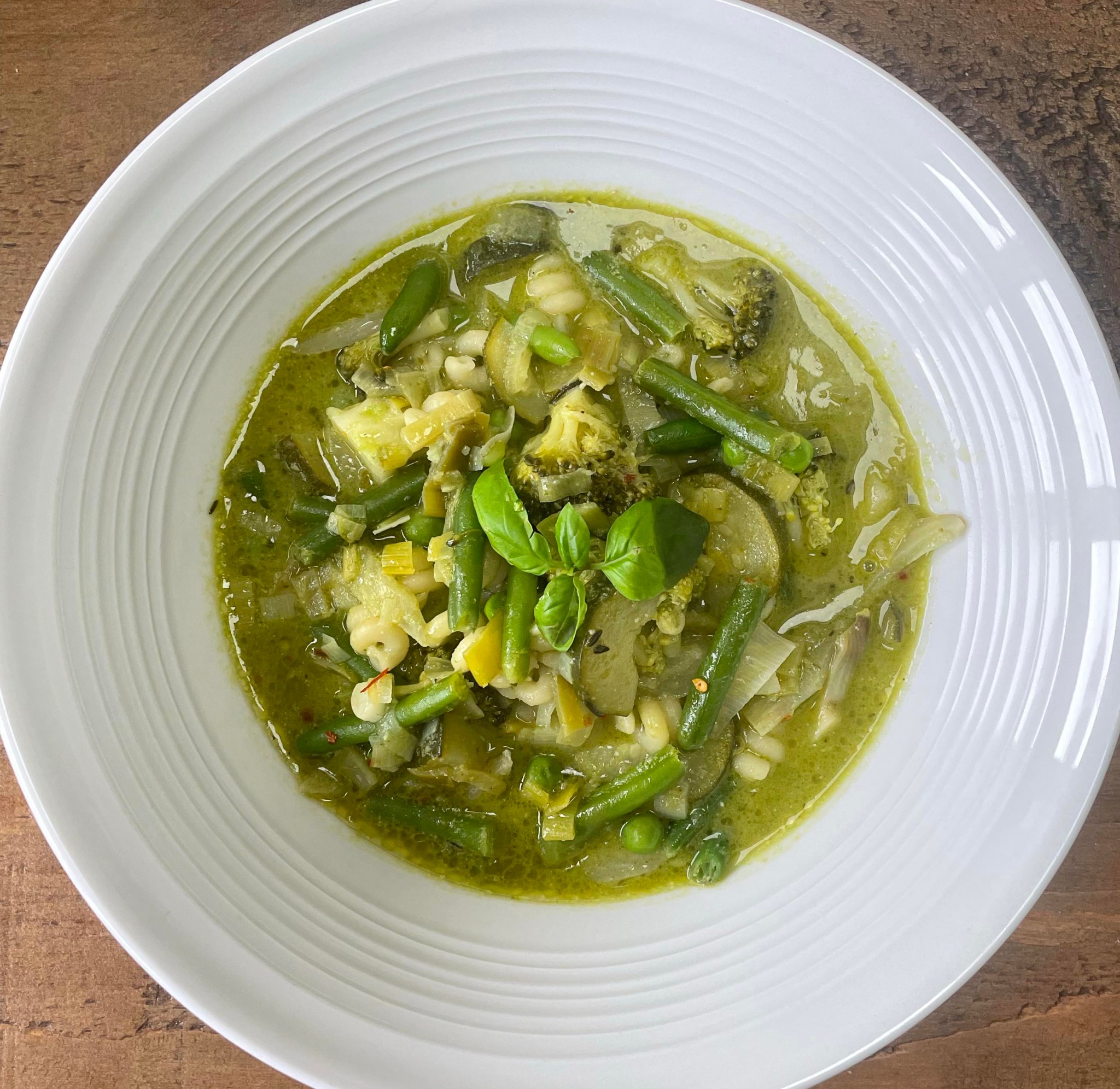 Minestrone Verde – Lulu Lemon & Lace